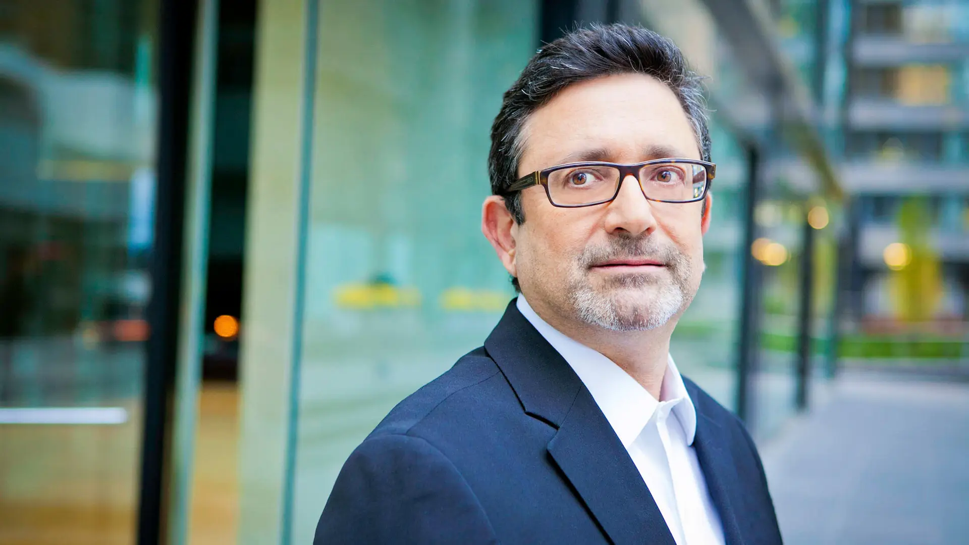 Robins Appleby LLP: Corporate Headshots and Photography